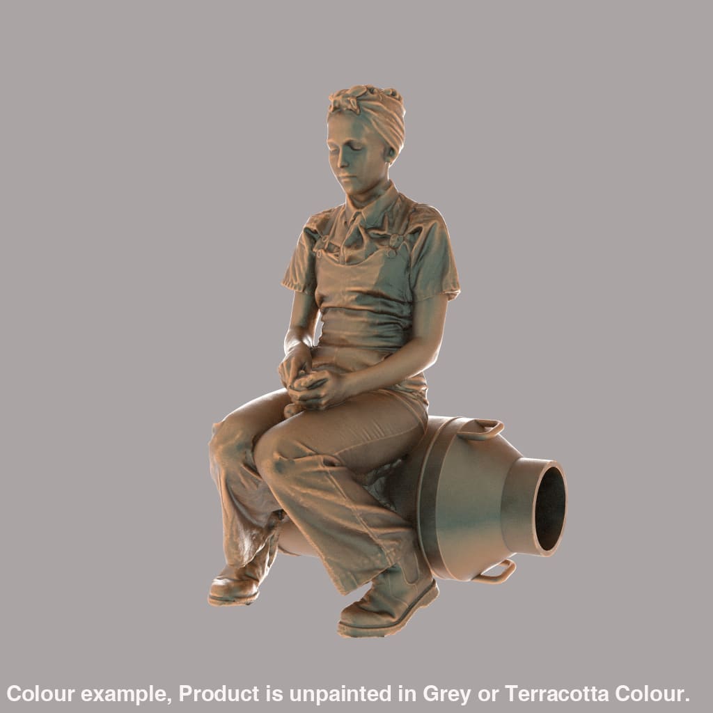 MM4023 Land/Farm Girl sitting on Milk Churn – Spinneyworld